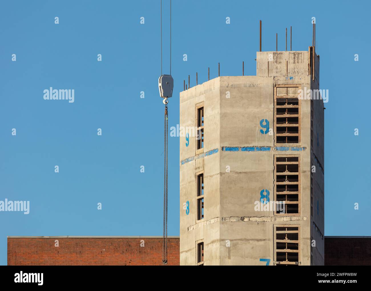 Crane hook block hi-res stock photography and images - Alamy