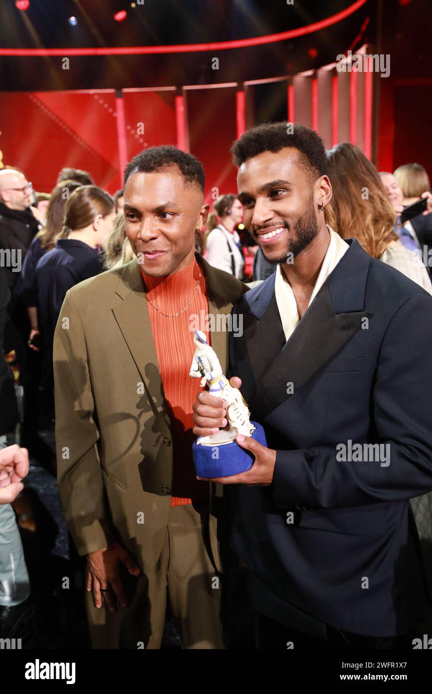 Elan Ben Ali und Tijan Njie bei der Verleihung des 45. Bayerischen ...