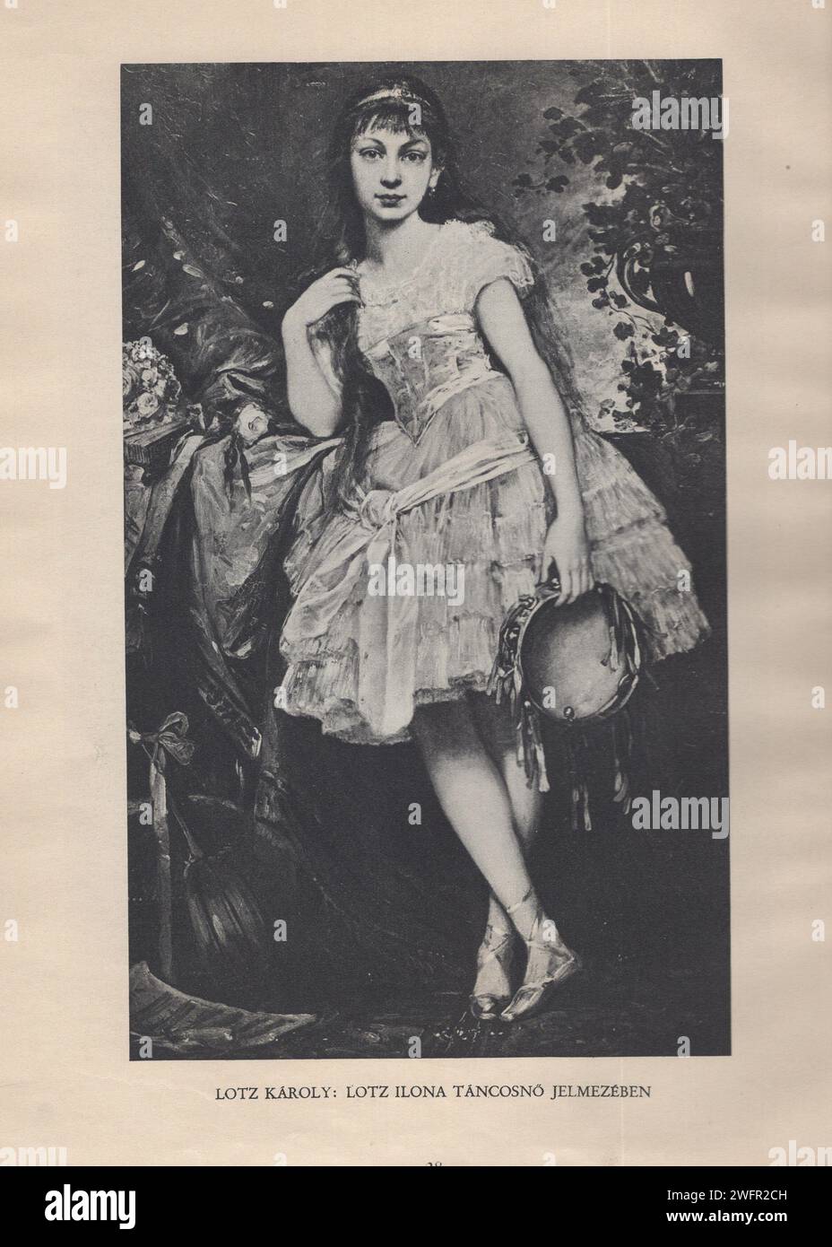 Lotz ilona tancosno jelmezesen hi-res stock photography and images - Alamy