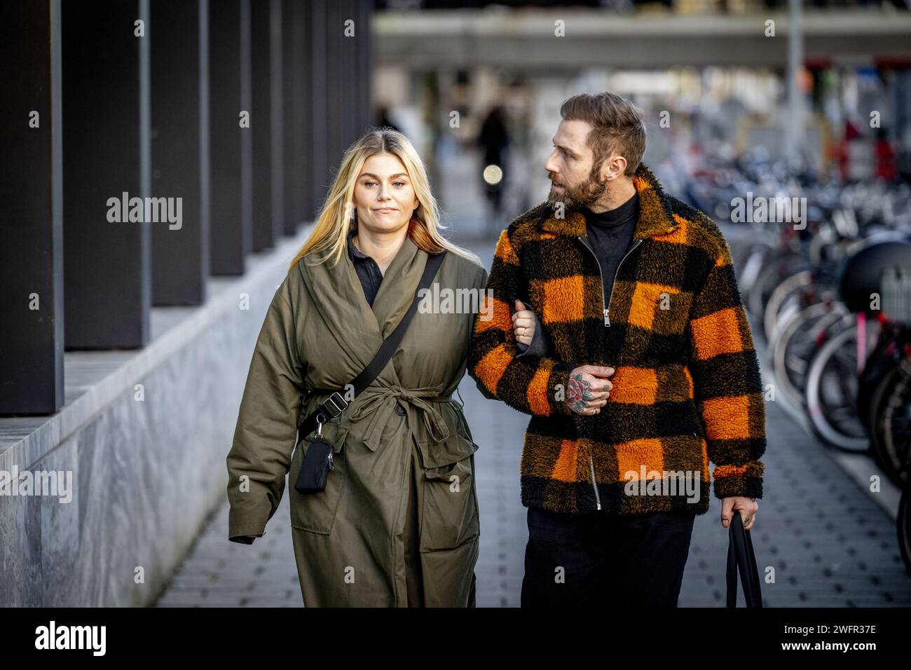 AMSTERDAM - Roxeanne Hazes arrives at the court for the witness ...