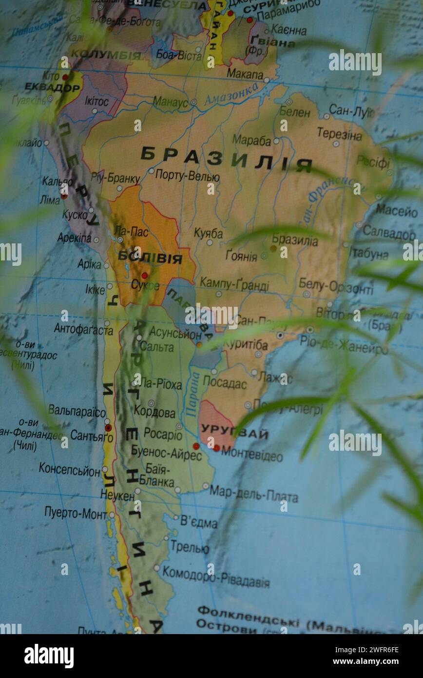 World map in Russian with countries, continents and flippers of a home ...