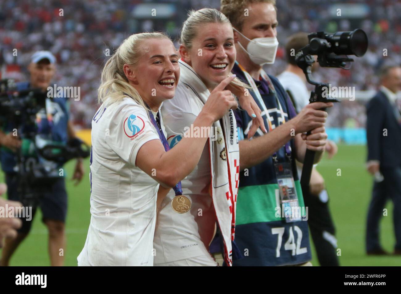 Chloe Kelly and Alessia Russo UEFA Women's Euro Final 2022 England v ...