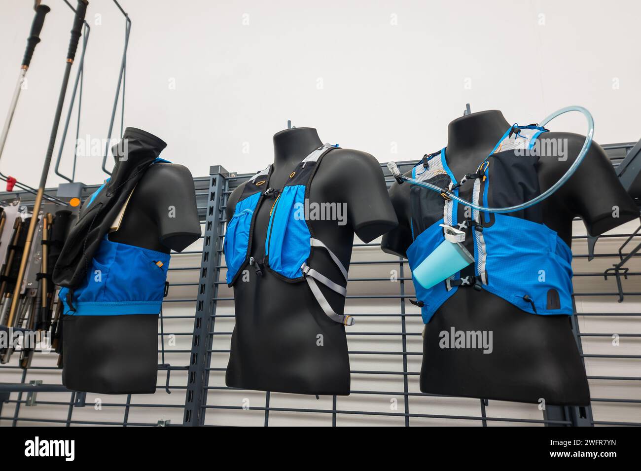 Outdoor trail running backpack with water bladder. Water storage ...