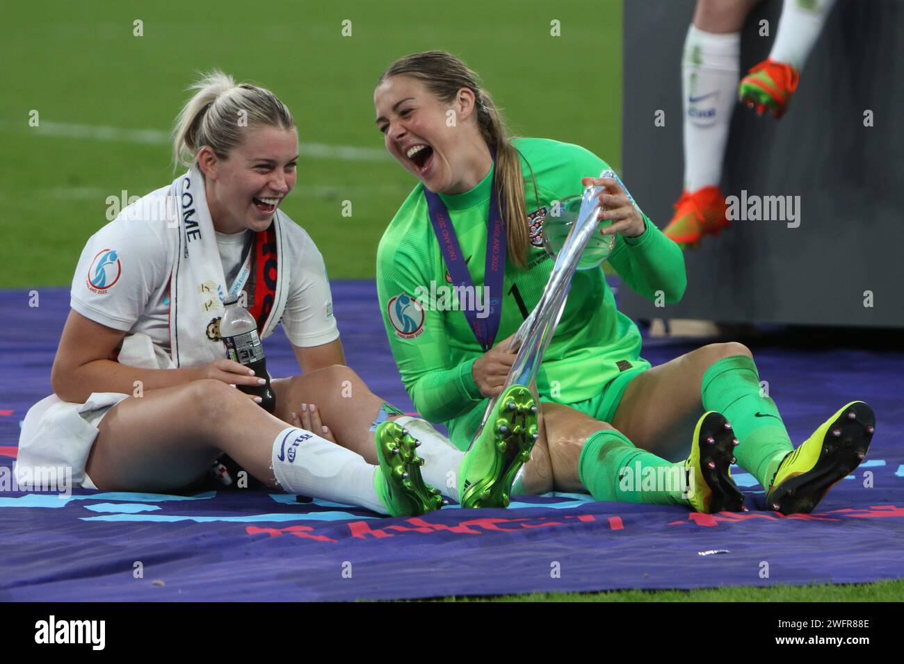 Alessia Russo and Mary Earps with trophy and medals UEFA Women's Euro ...