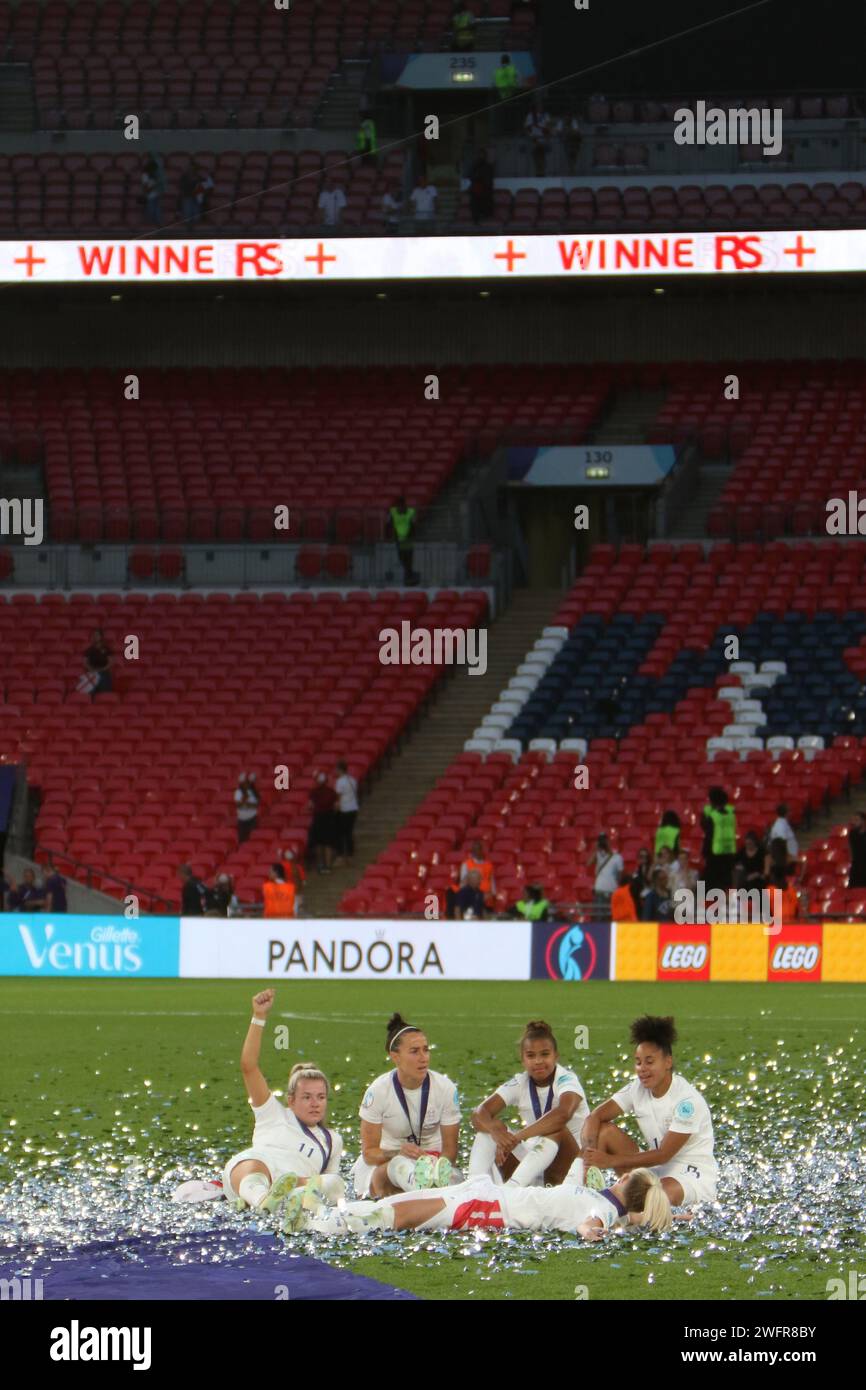 Lauren Hemp, Lucy Bronze, Nikita Parris, Chloe Kelly,Demi Stokes UEFA ...