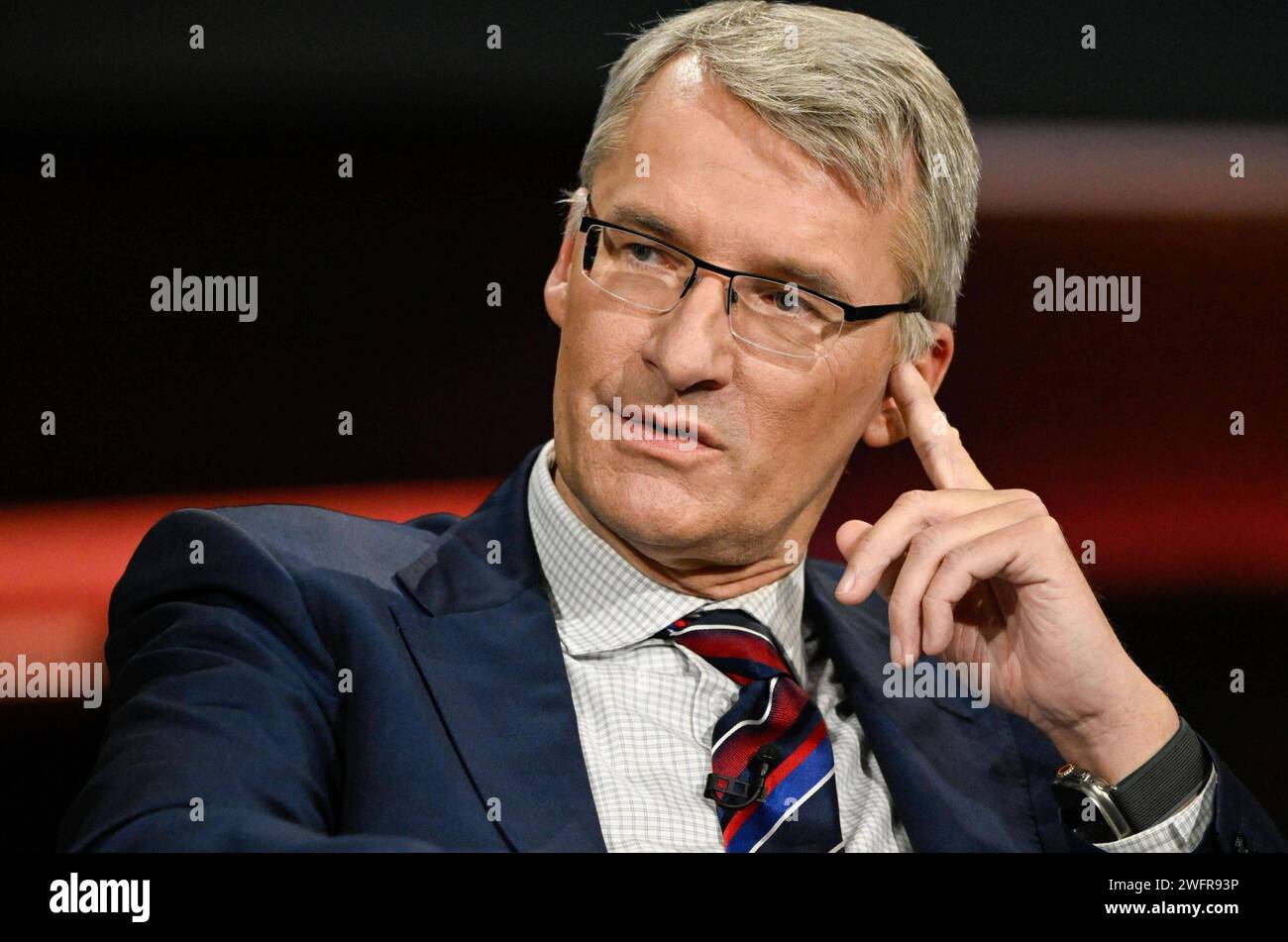 Elmar Theveßen Journalist 12/23 her Elmar Theveßen am 14. Dezember 2023 ...