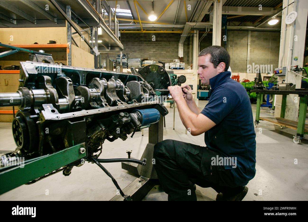 Mechanic learning hi-res stock photography and images - Alamy