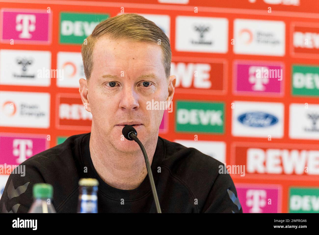 Timo Schultz (Trainer 1. FC K?ln) Pressekonferenz 1. FC K?ln; Geissbockheim, 01.02.2024 Stock ...