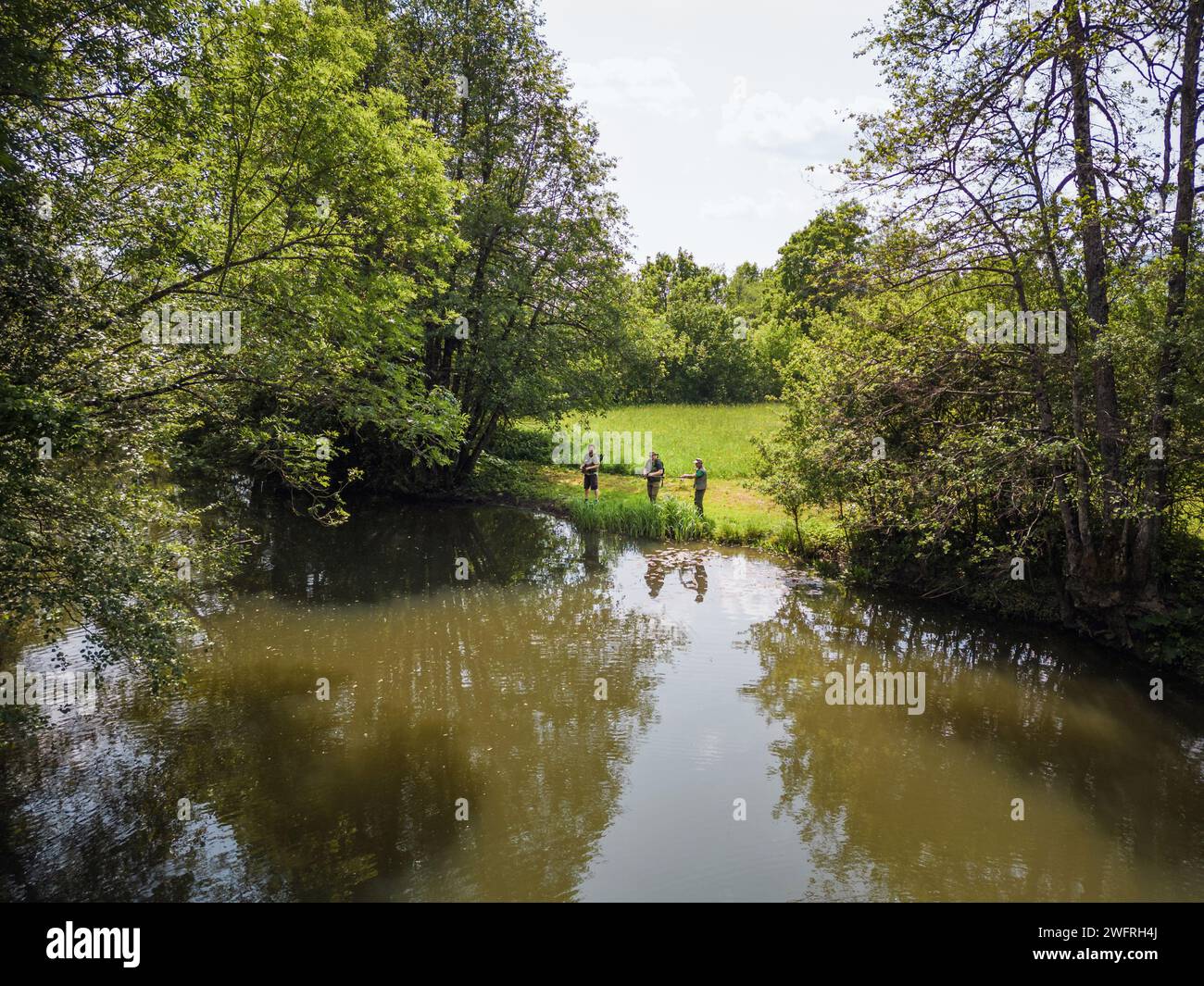 Aerial push in establishing shot hi-res stock photography and images ...