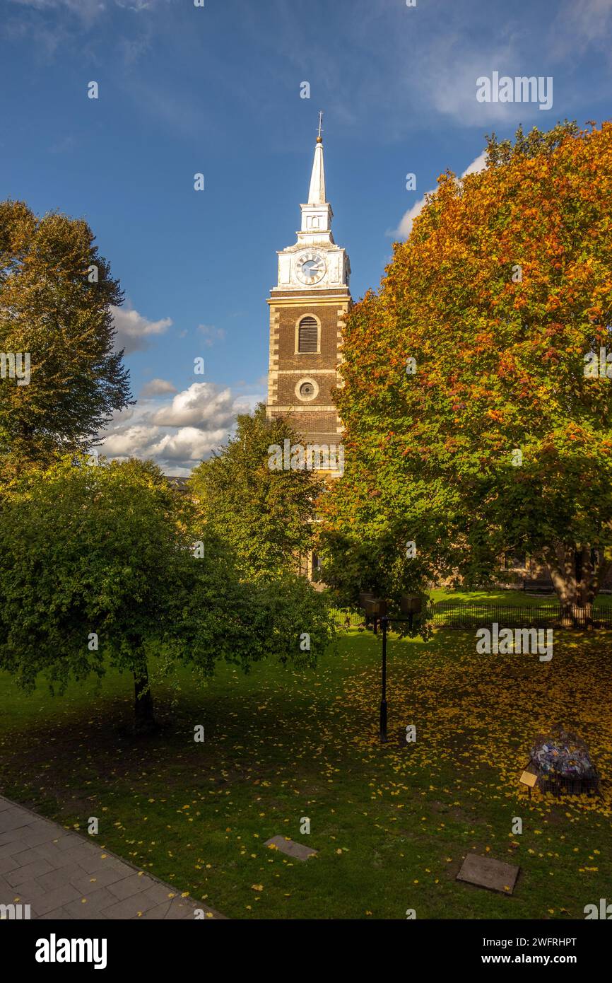 St Georges church gravesend from St Georges shopping centre Stock Photo ...