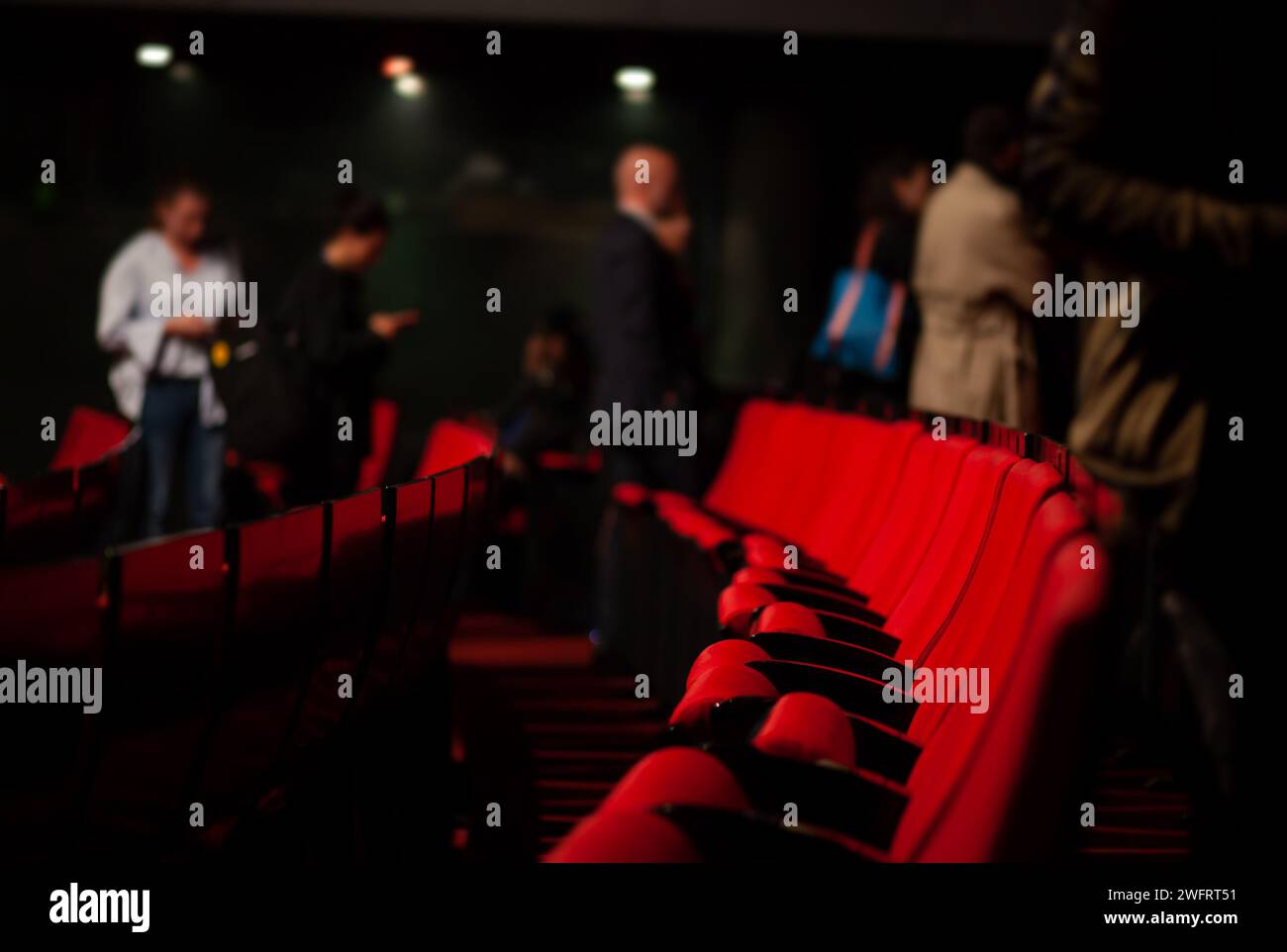 Audience leaving auditorium hi-res stock photography and images - Alamy