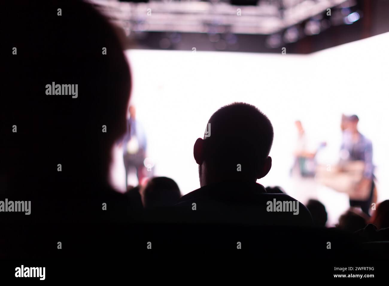 audience watching a play at the theater Stock Photo - Alamy