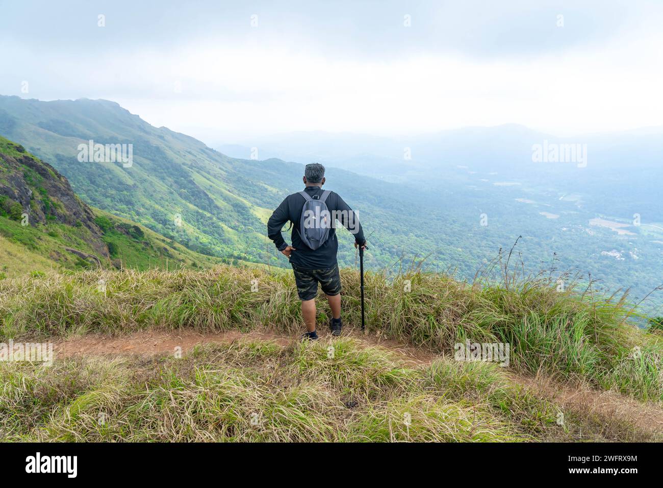 Photographer Mountain Trekking in Waynad wild life Sanctuary. 07 ...