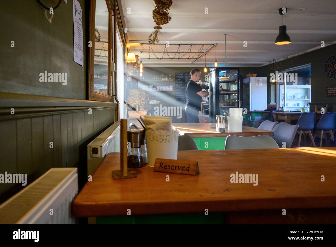 Reserved restaurant uk hi-res stock photography and images - Alamy