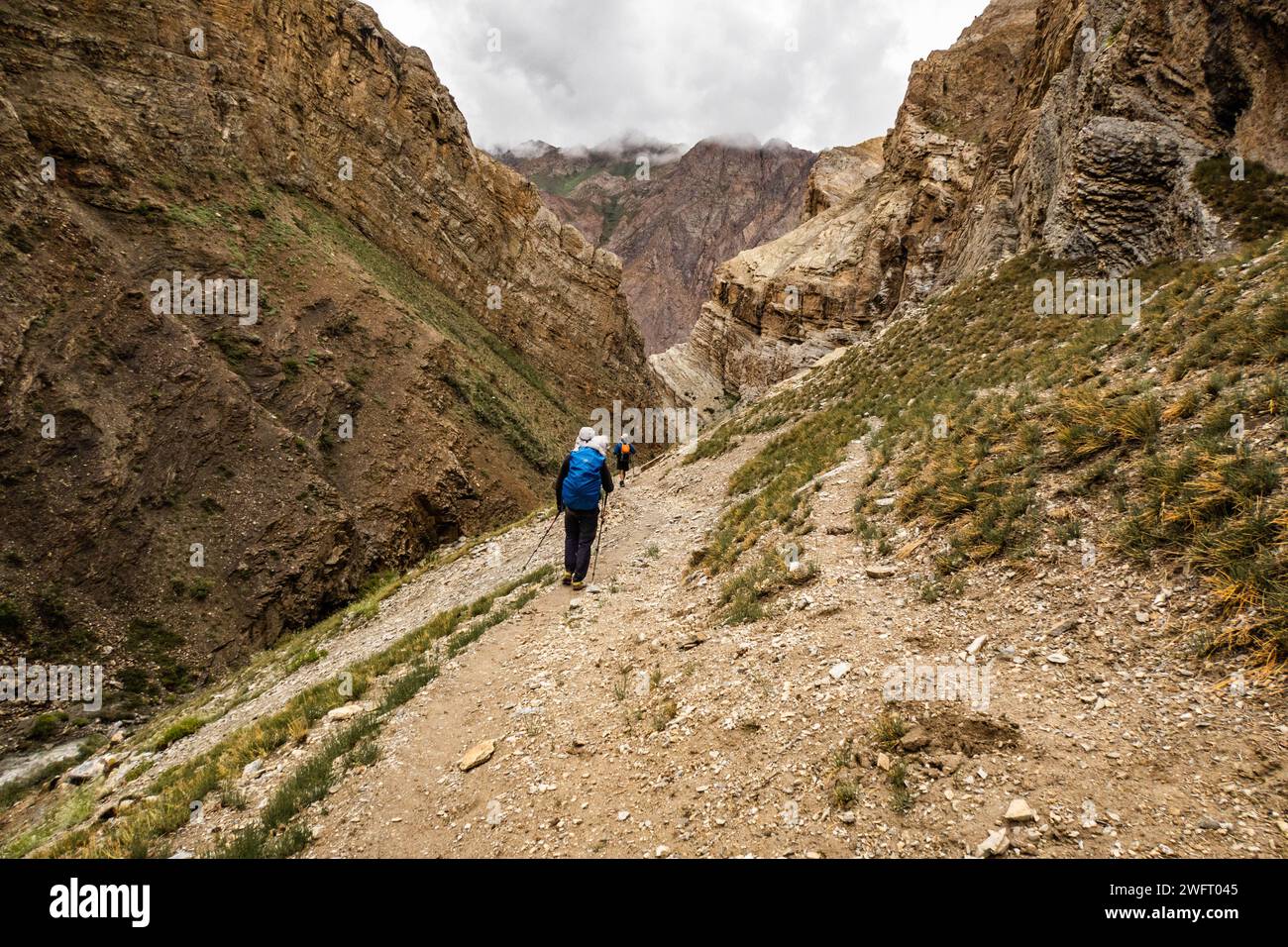 Trekking to Lingshed Sumdo, Zanskar, Ladakh, India Stock Photo - Alamy