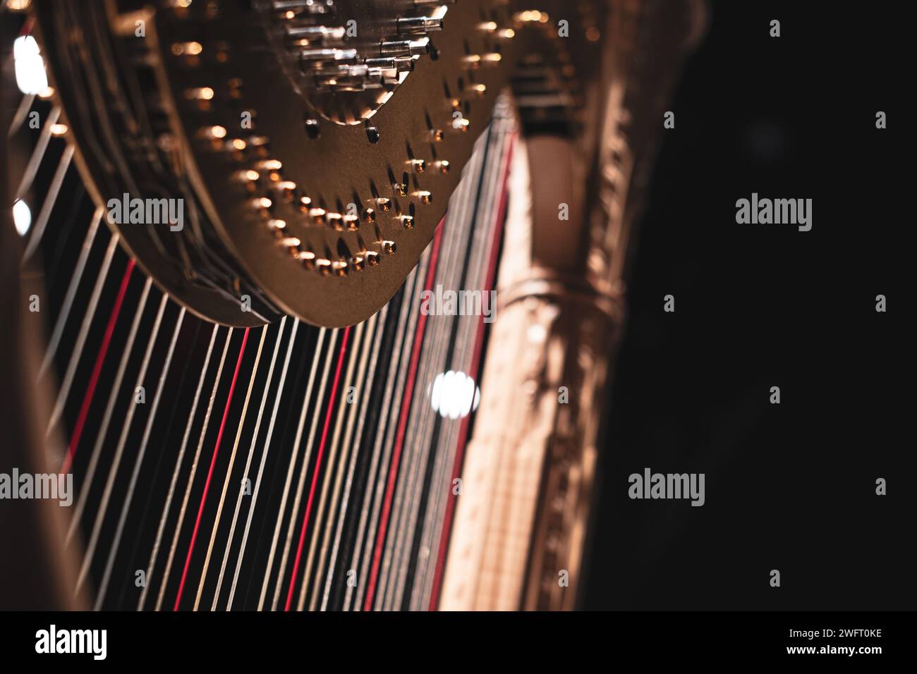 Harps hi-res stock photography and images - Alamy