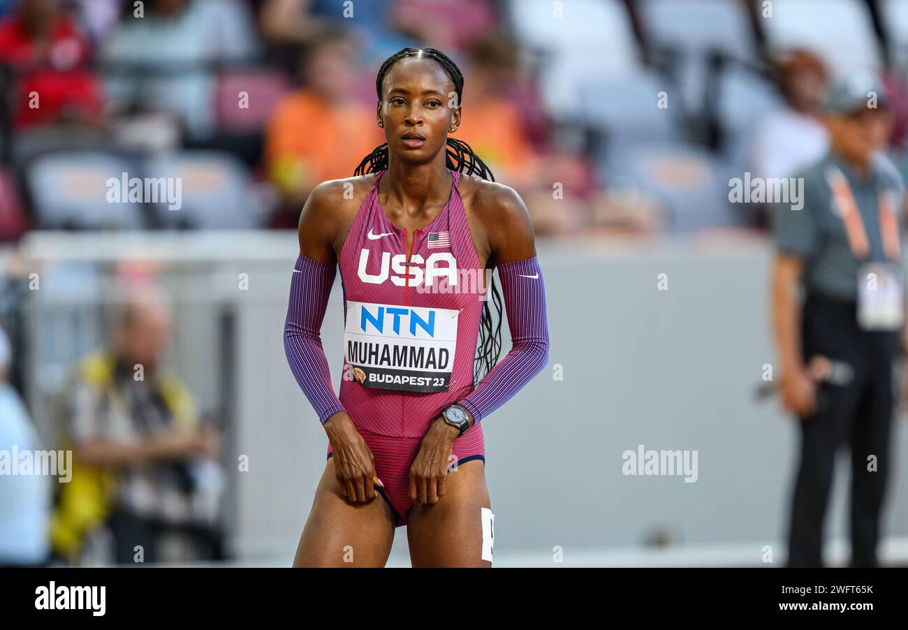 Dalilah MUHAMMAD participating in the 400 meters hurdles at the World ...