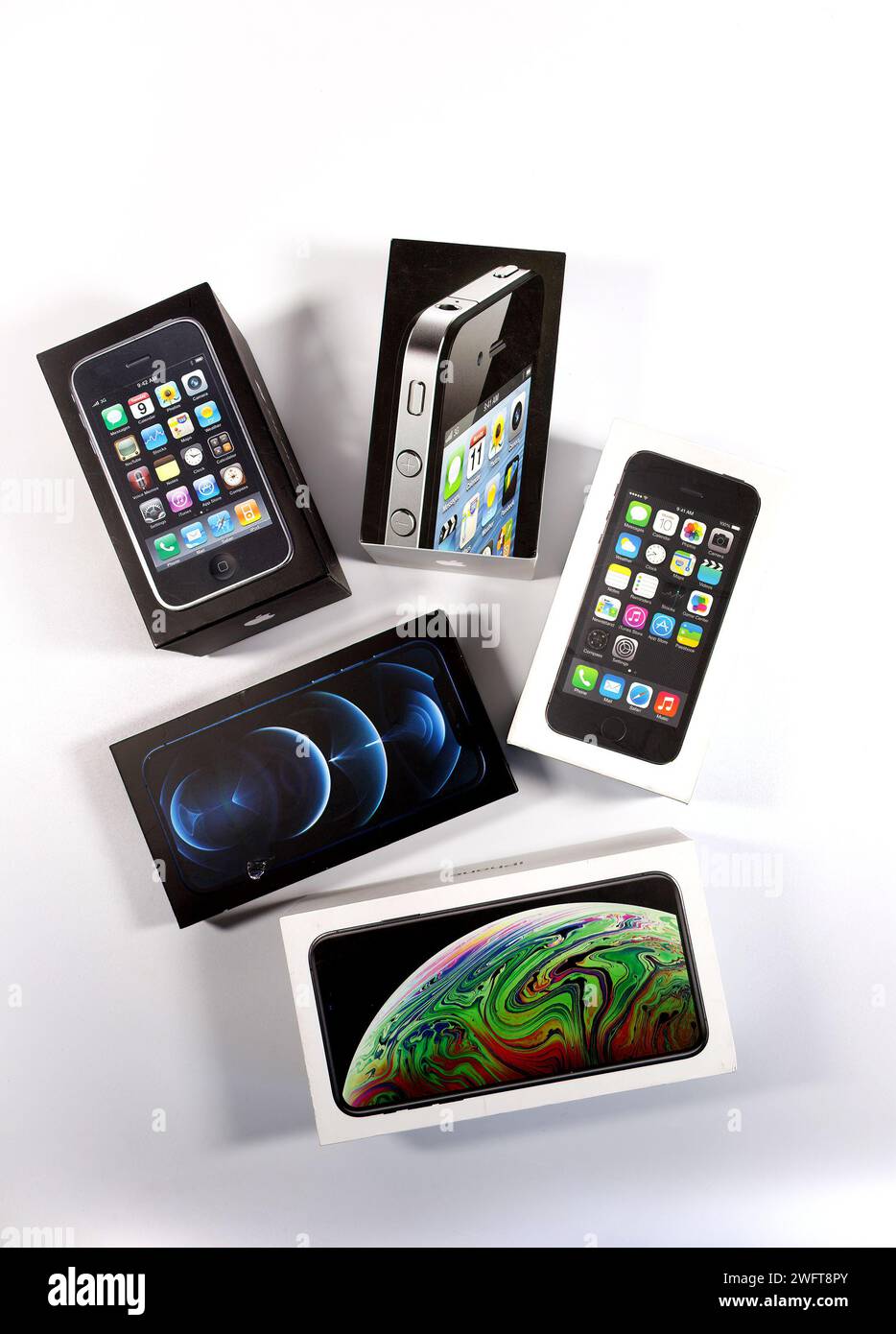 vintage old apple iphone boxes packaging, iphone 3gs, iphone 4 white ...