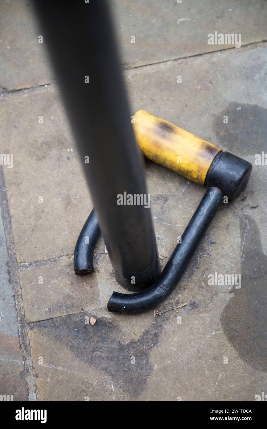 Bicycle D lock has been cut by a cycle thief using metal cutter / angle ...