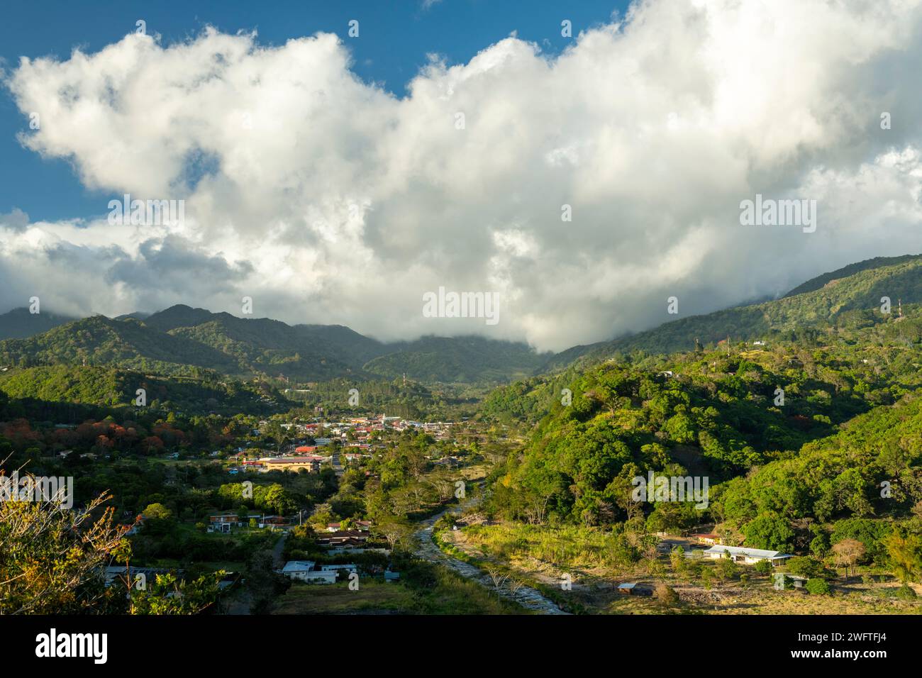 Panama caldera valley chiriqui hi-res stock photography and images - Alamy