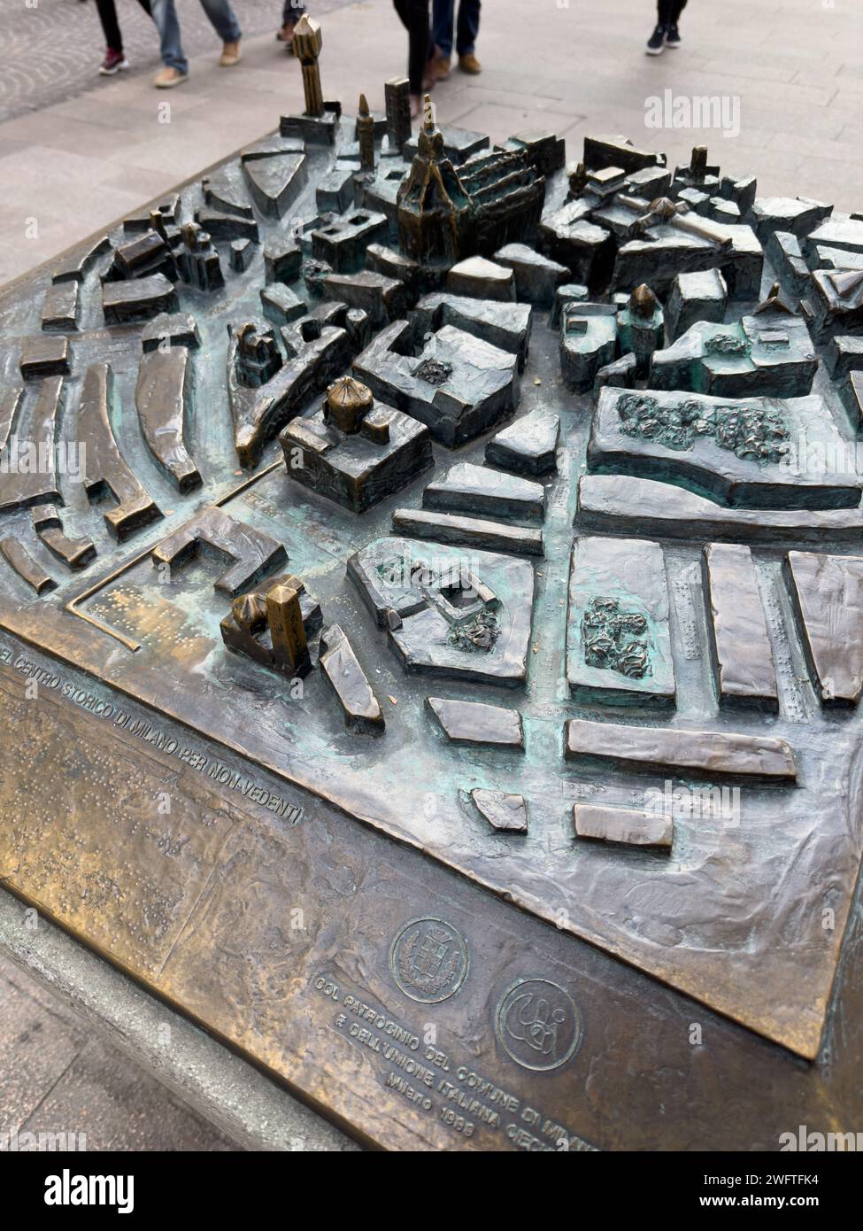 an amazing 3D bronz map of Milan's city centre for the blind, Milan ...