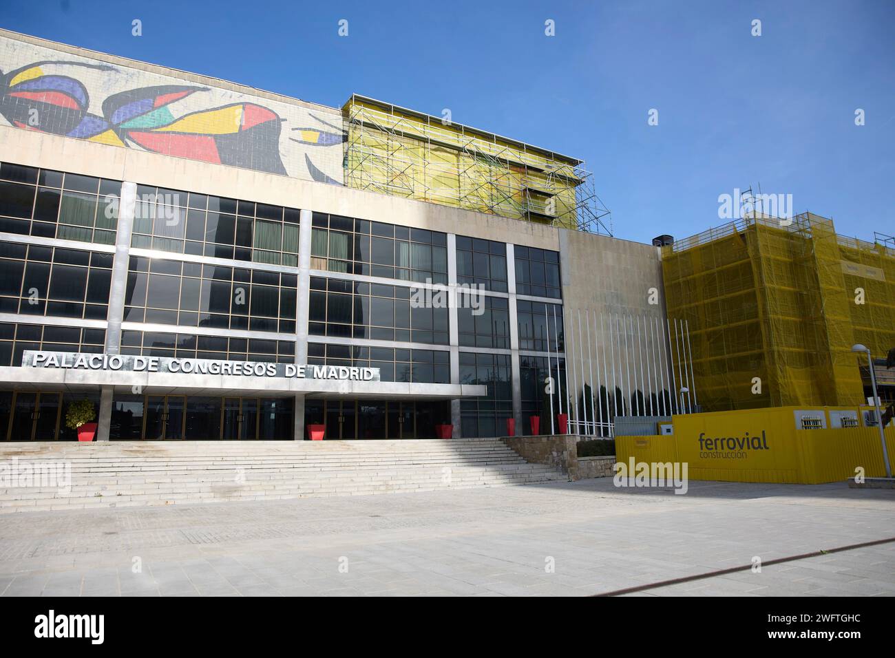 Work on the façade of the headquarters of the World Tourism ...