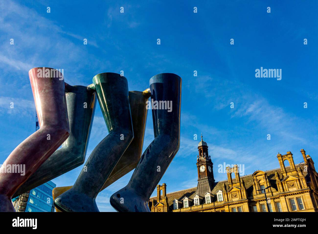 Legs walking city square leeds hi-res stock photography and images - Alamy
