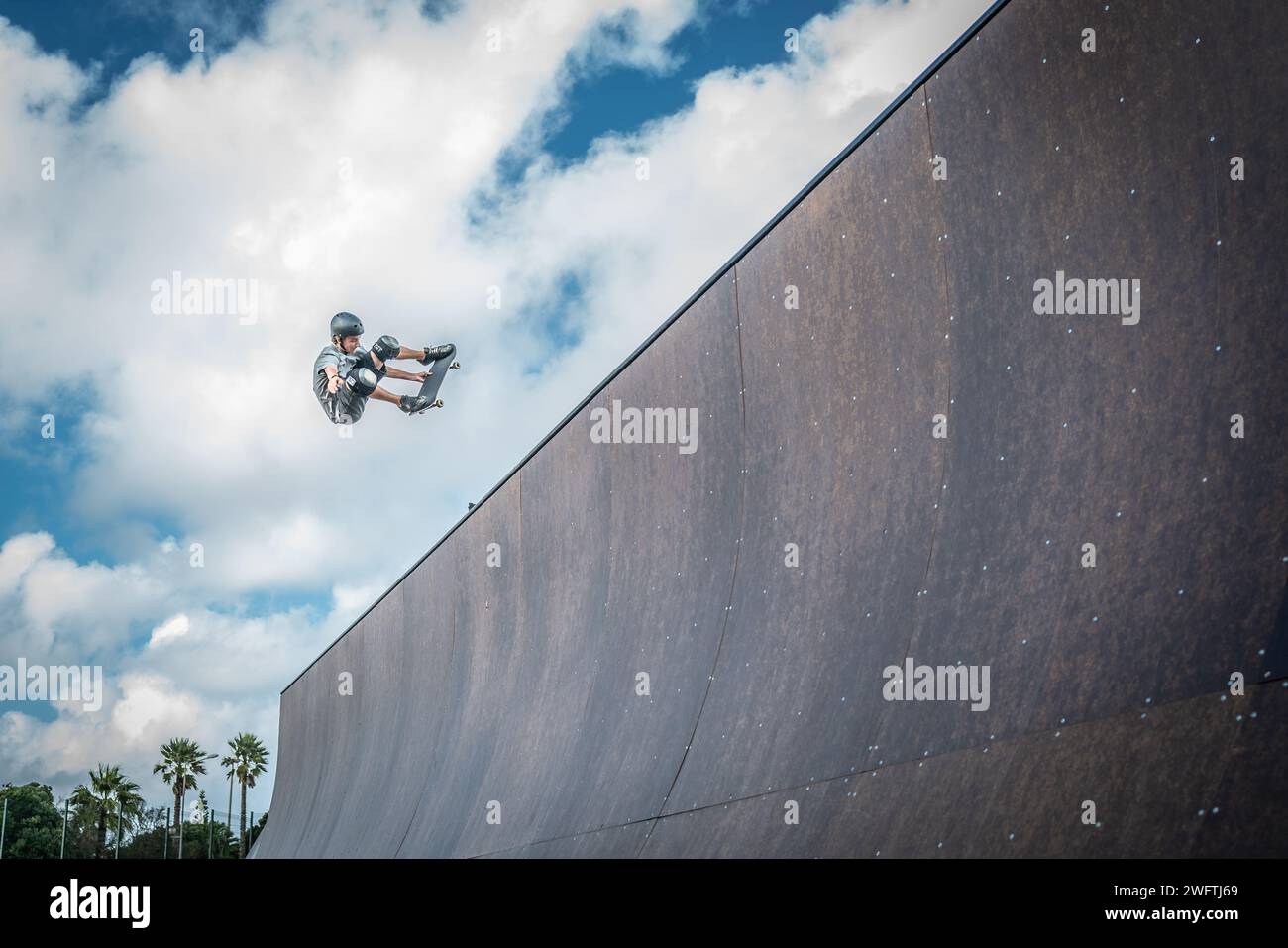 Half pipe hi-res stock photography and images - Alamy