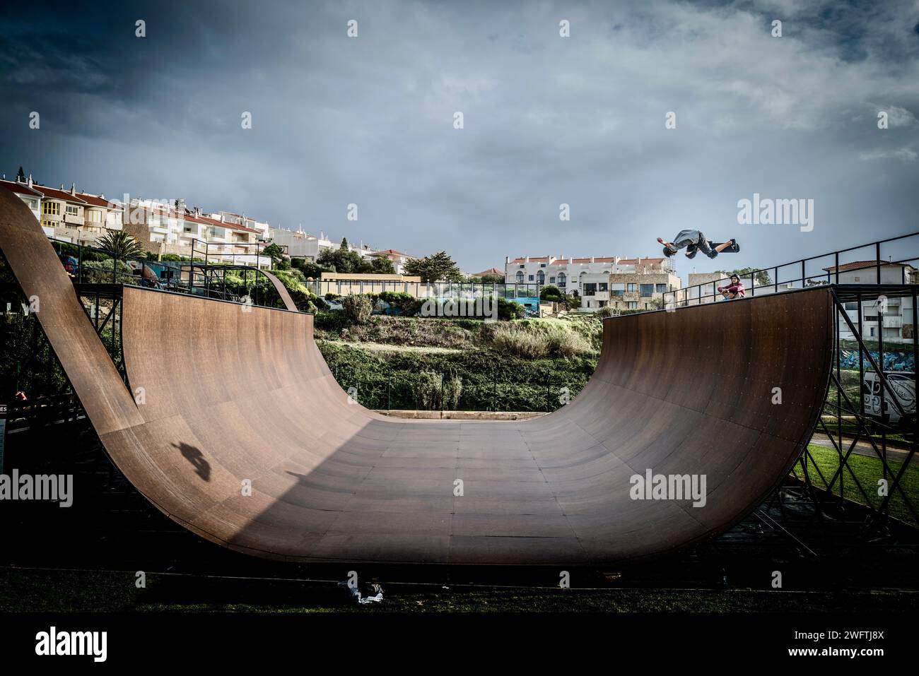Half pipe hi-res stock photography and images - Alamy