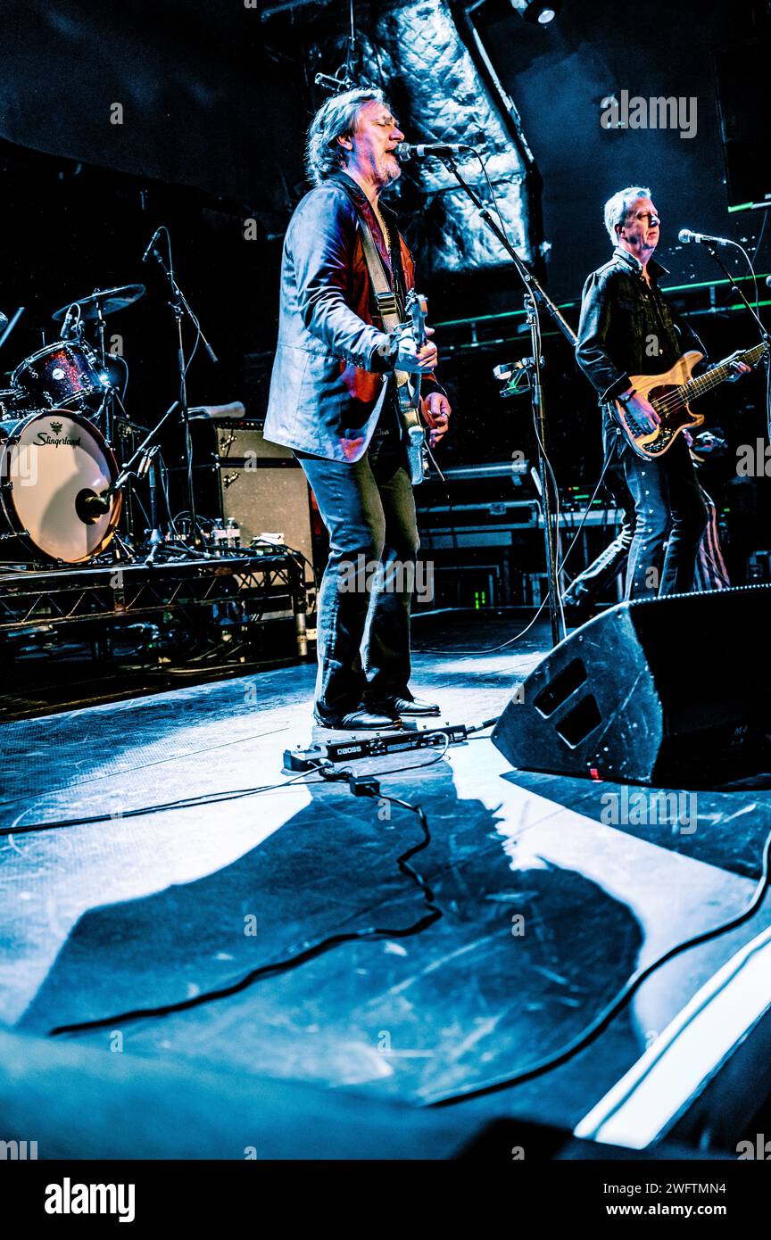 Luke Morley Live in London Stock Photo - Alamy