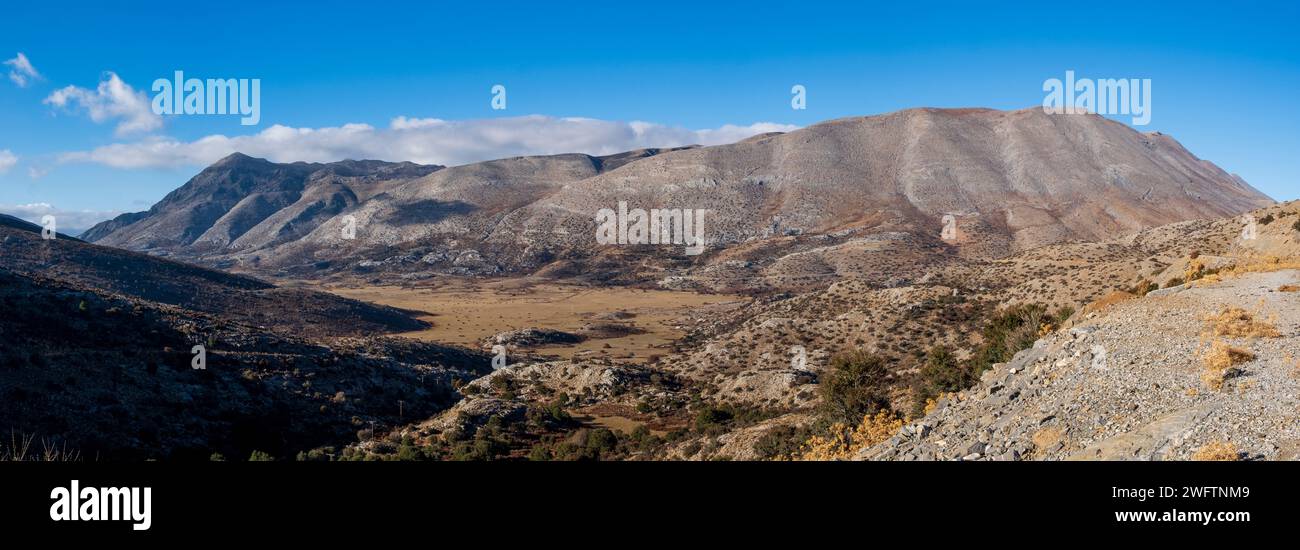 Nida Plateau with Mount Ida, highest mountain in Crete, Psiloritis ...