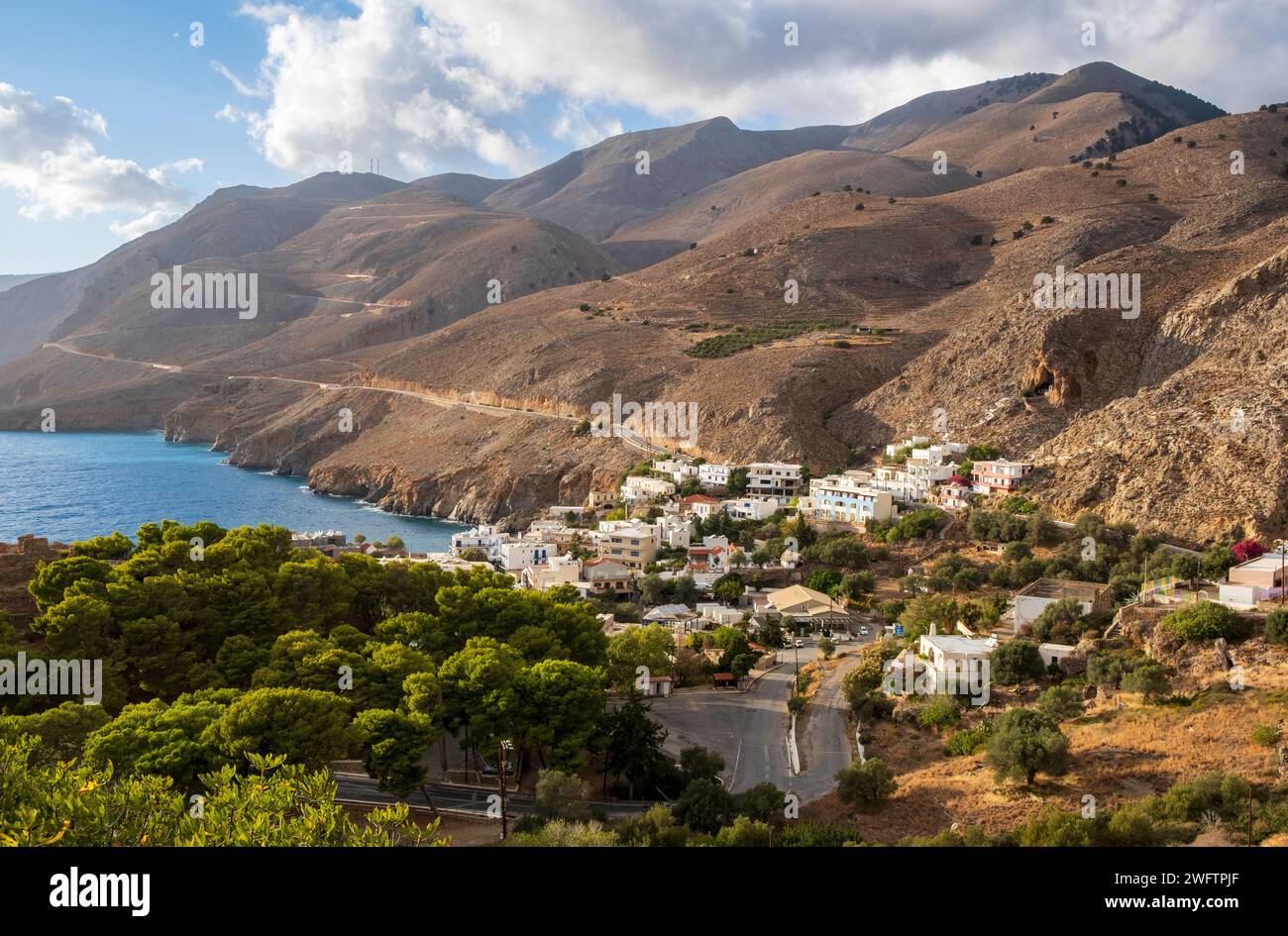 Village hora hi-res stock photography and images - Alamy