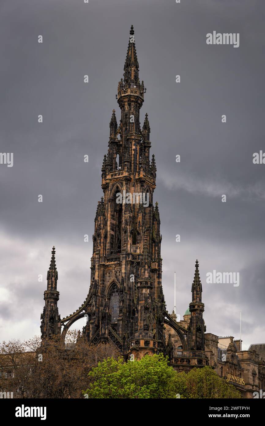 Victorian architecture gothic scottish hi-res stock photography and ...