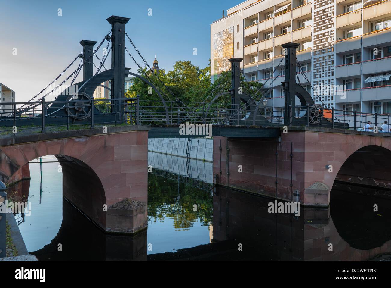 Berlin, Germany, Jungfern Bridge (Jungfernbrucke) from 1798 over Spree ...