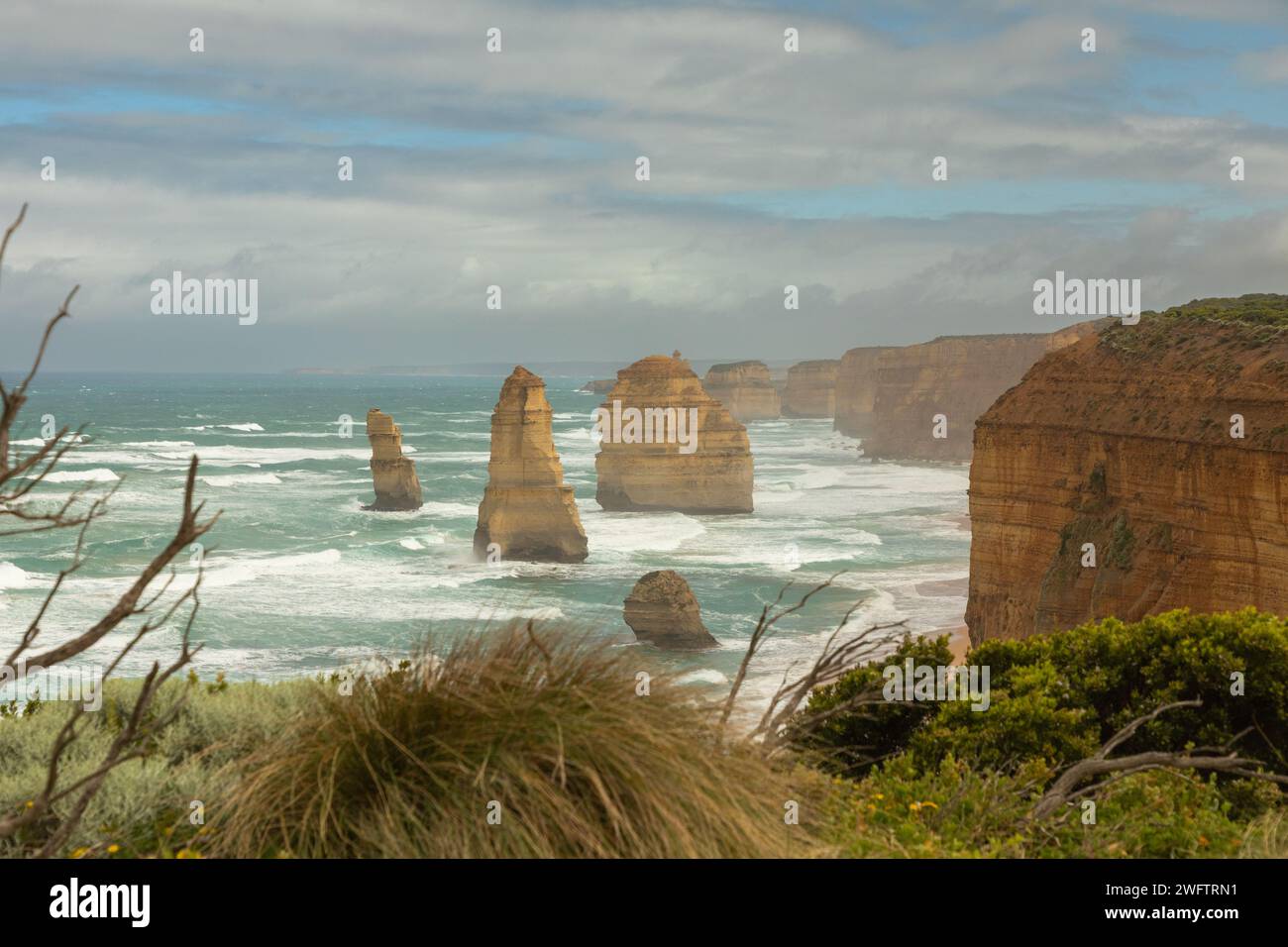 Magnificent twelve apostles in hi-res stock photography and images - Alamy
