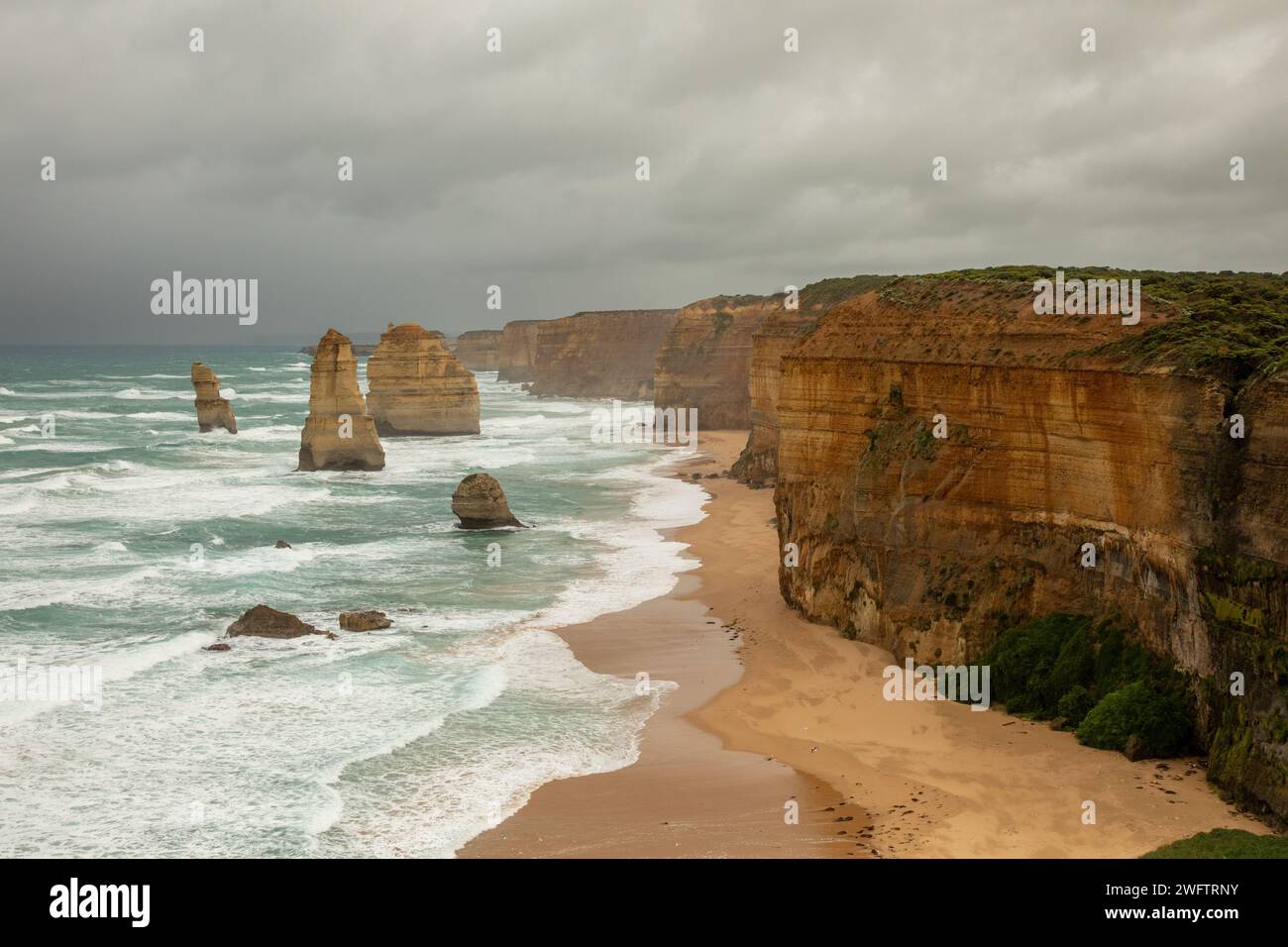 A view of the magnificent Twelve Apostles in Port Campbell National ...
