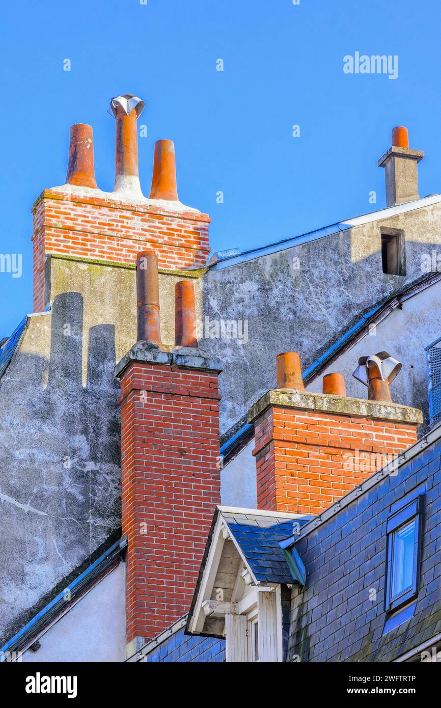 Chimney pots chimneys hi-res stock photography and images - Alamy