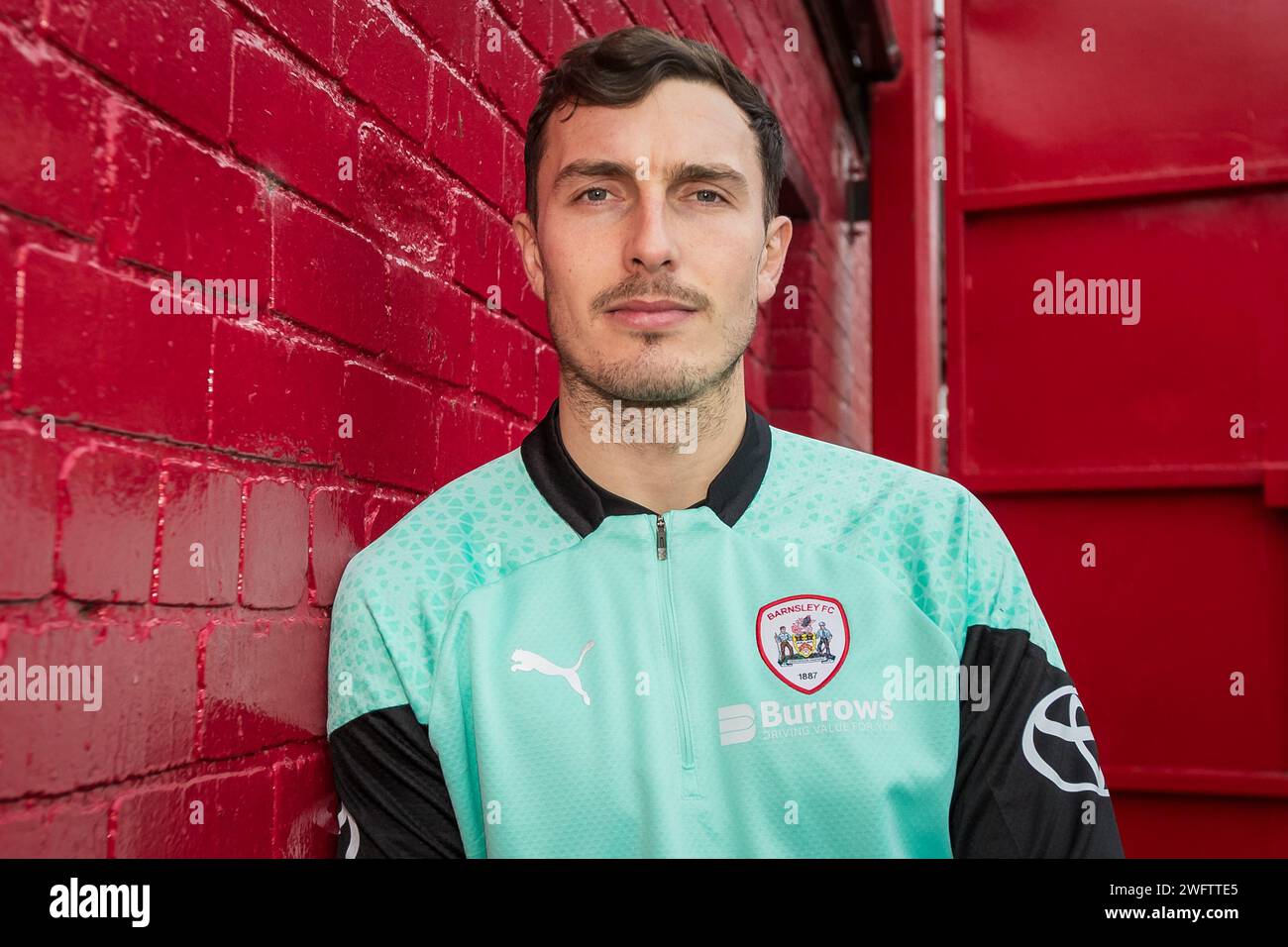 Barnsley fc hi-res stock photography and images - Alamy