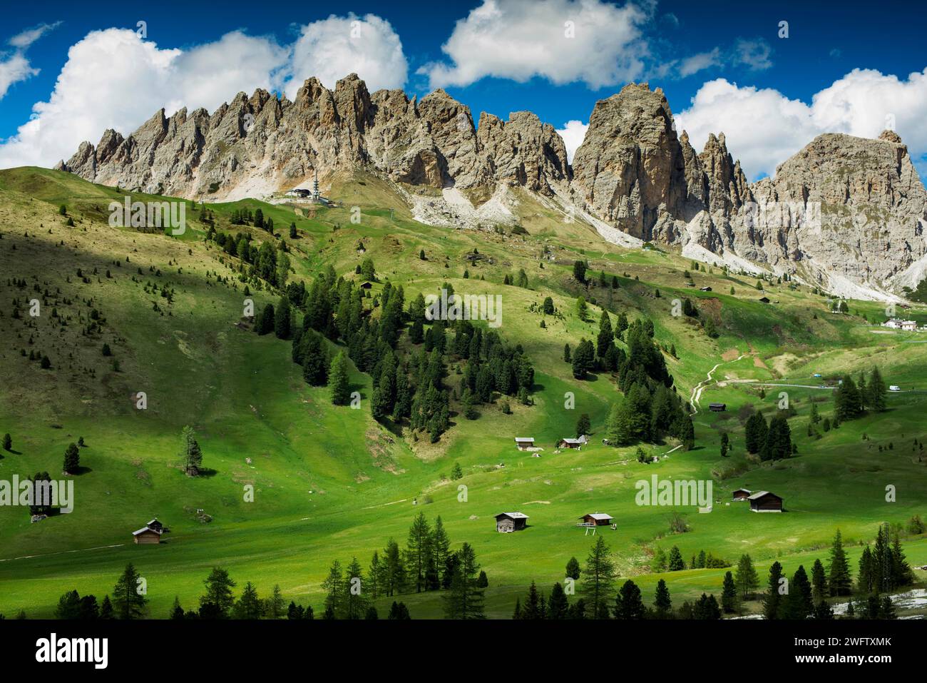 Huts on the Gardena Pass, Passo Gardena, Puez-Geisler nature park Park ...
