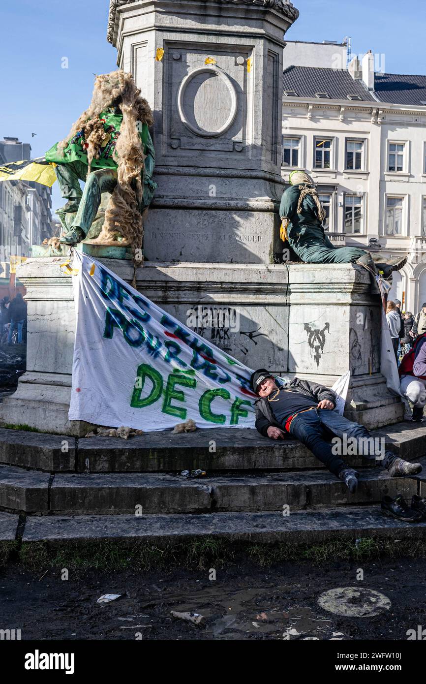 BRUSSELS - Farmers protest in the Belgian capital, here at the European ...