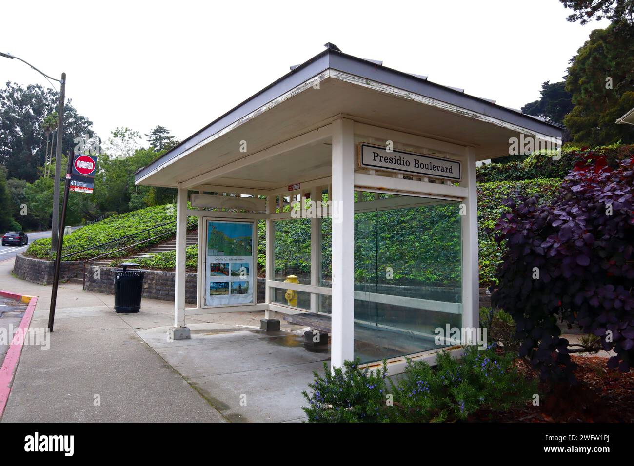 San francisco muni bus stop hi-res stock photography and images - Alamy