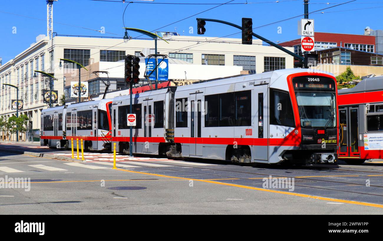 San Francisco, California: SFMTA MUNI Metro Light Rail Stock Photo - Alamy