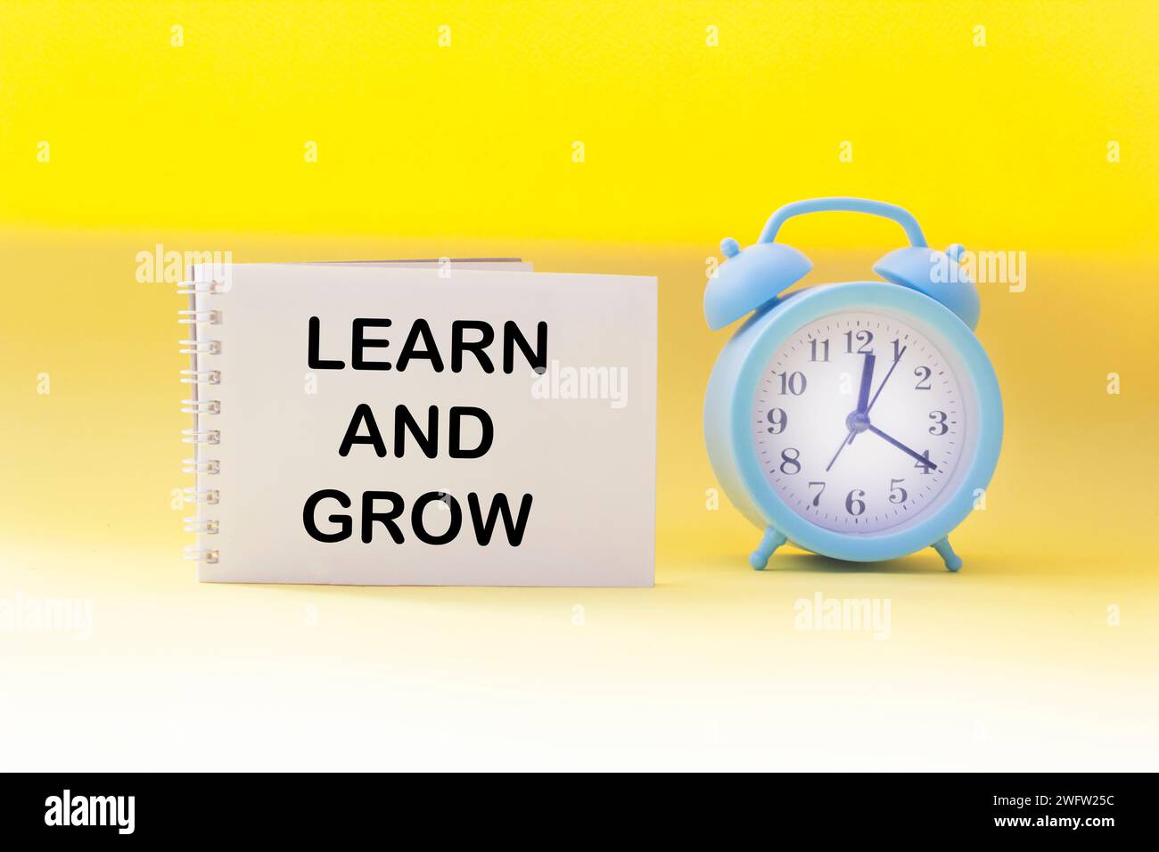 Learn and grow the symbol. Conceptual words Learn and Grow on notepad ...