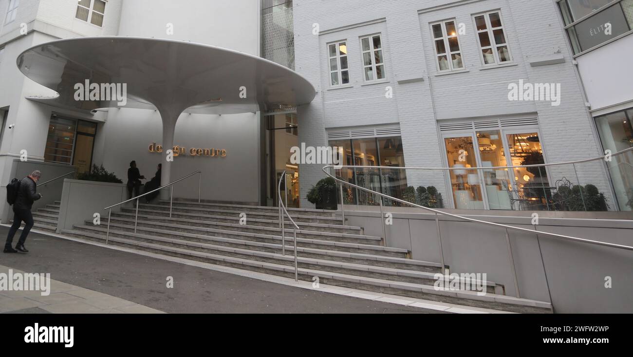 Designing center hi-res stock photography and images - Alamy