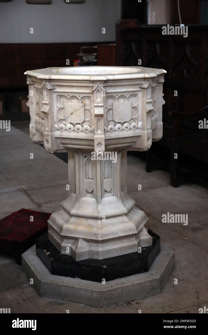 Font Inscribed by L.E.Wood 1826 in St Luke's Church Sydney Street ...