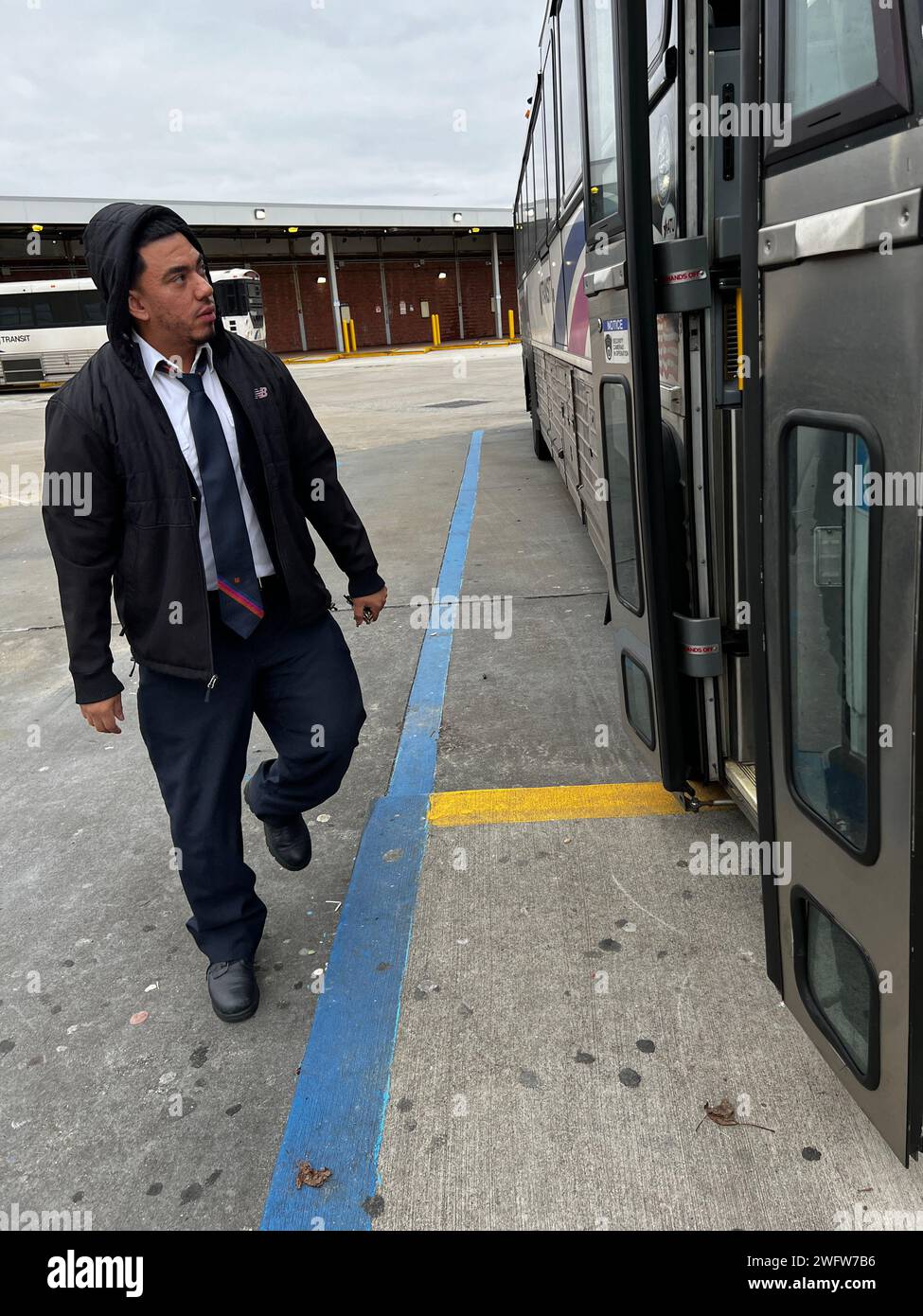 Nj transit bus hi-res stock photography and images - Alamy