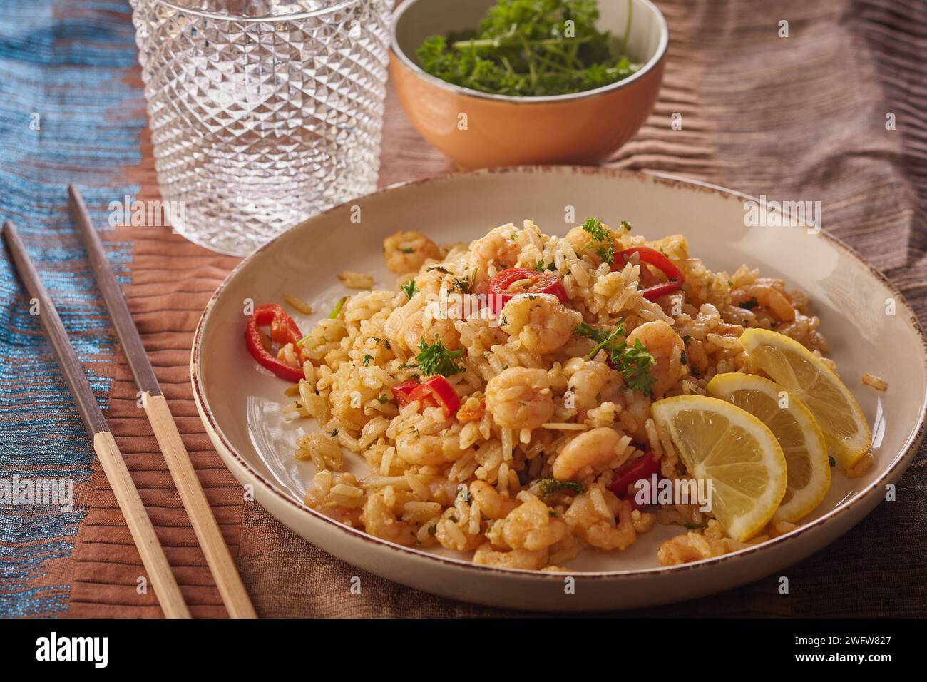 Prawn stir fry rice hi-res stock photography and images - Alamy