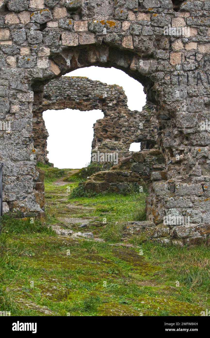 Pathway old ruins sky abandoned hi-res stock photography and images - Alamy