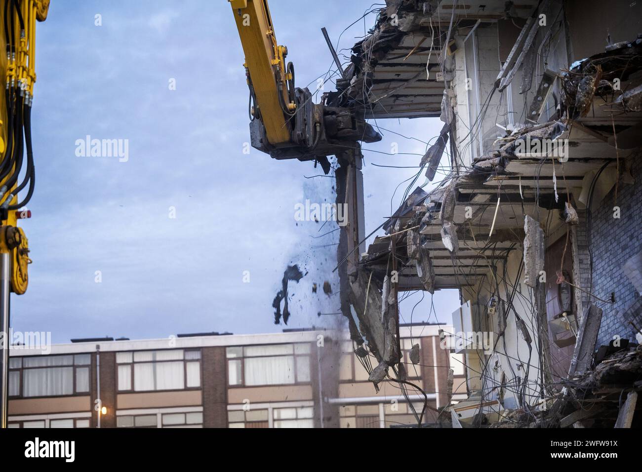 ROTTERDAM - Work is underway at the site where an explosion took place ...
