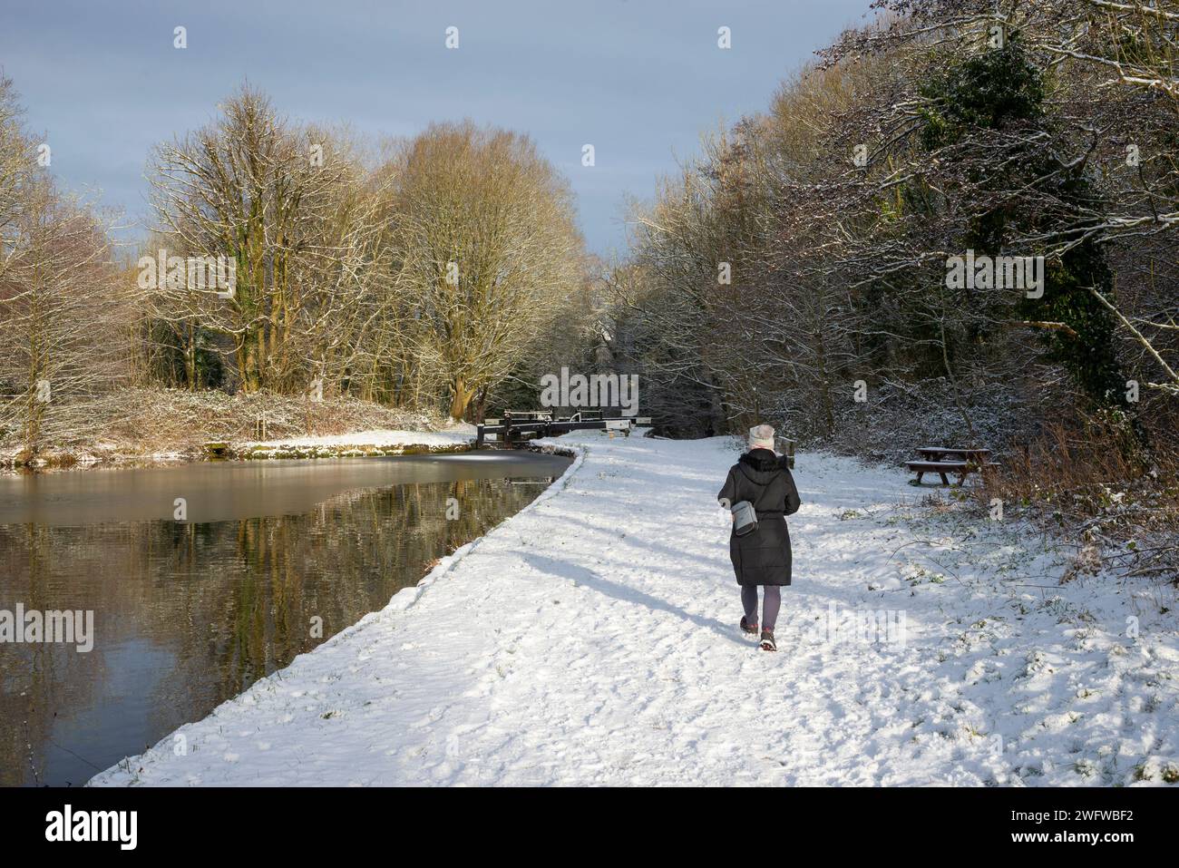 A snowy morning on the Peak Forest Canal at Marple, Stockport, Greater ...